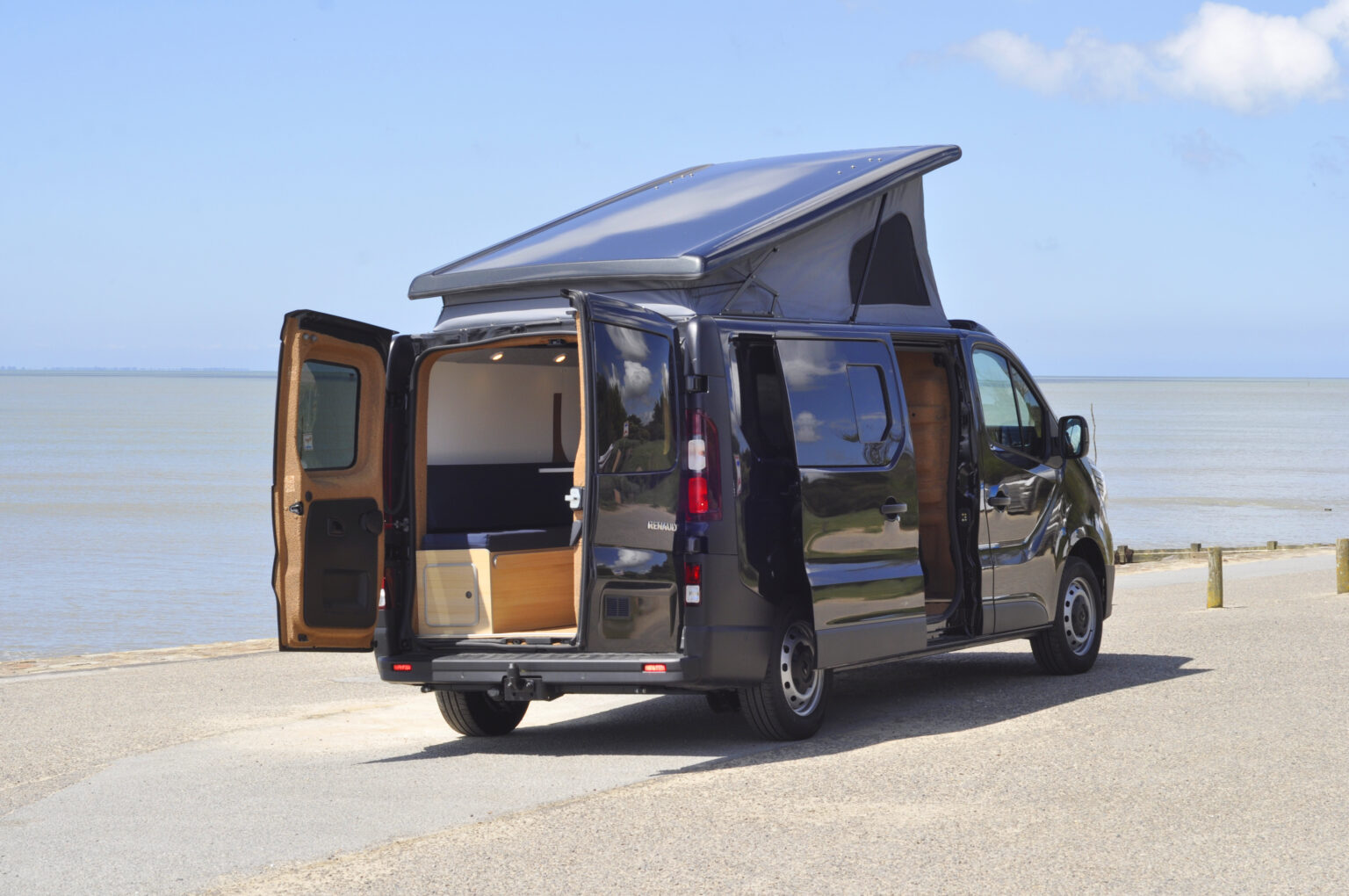 Nos vans aménagés - Van Explorer